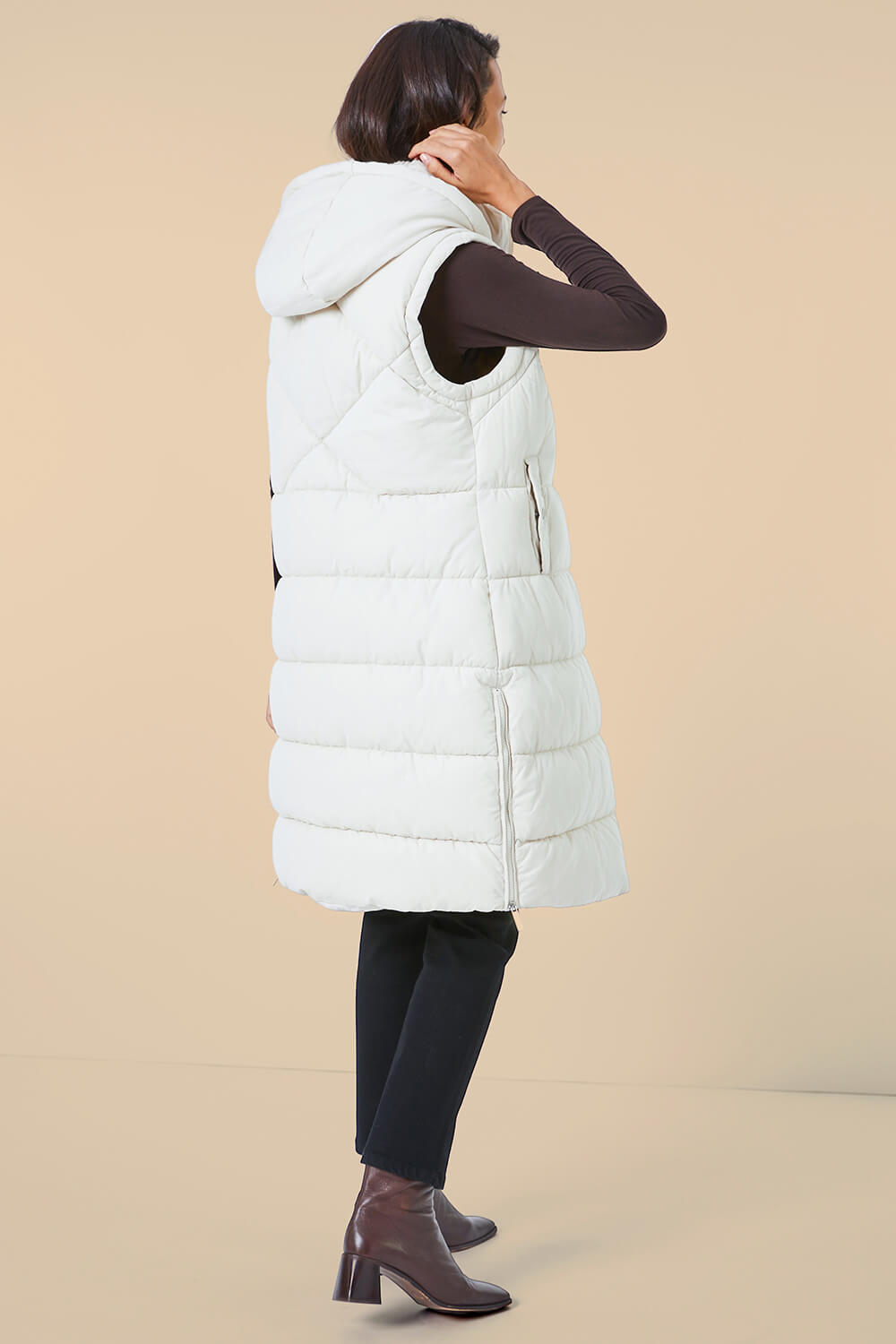 Longline Quilted Borg Neck Gilet in Ivory - Roman Originals UK