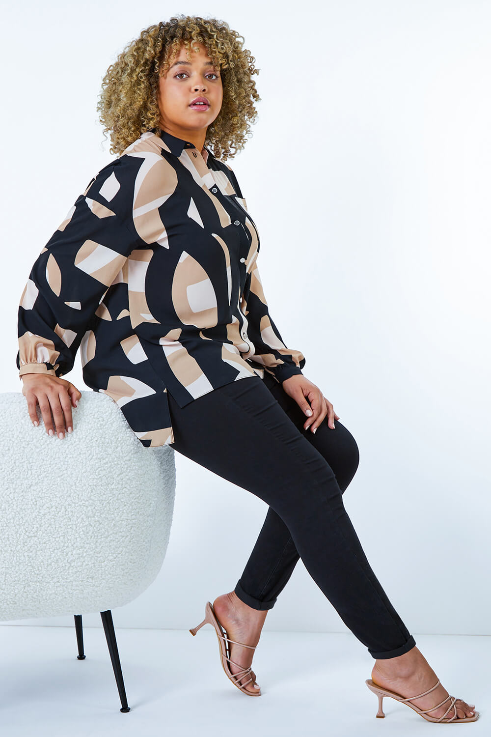 Curve Geometric Print Shirt in Black - Roman Originals UK